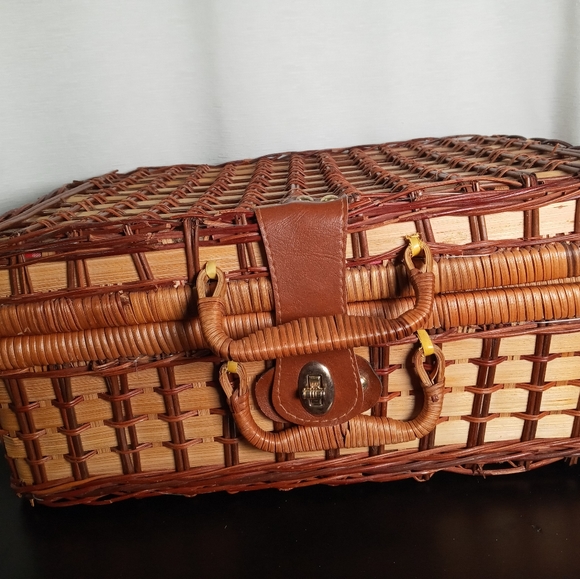 no brand | Other | Vintage Wicker Basket Suitcase Style Storage Picnic ...